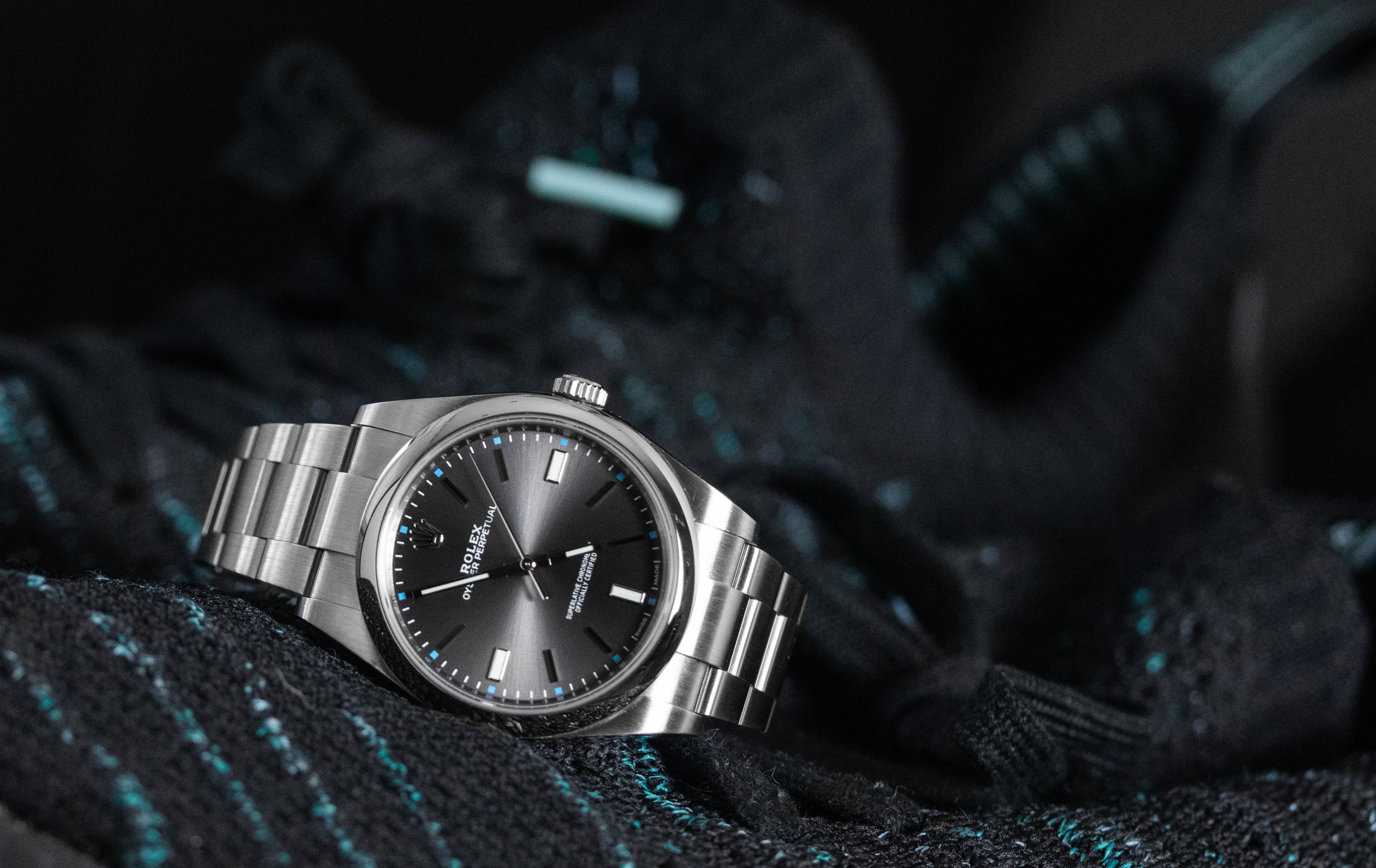 Pairing Watches With Suits: The Ultimate Style Guide